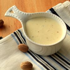 Empanada de jamón y queso con bechamel (3.5/5)