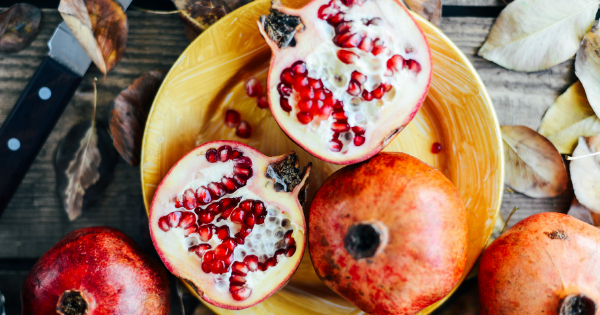 12 saludables razones para consumir más granadas esta temporada